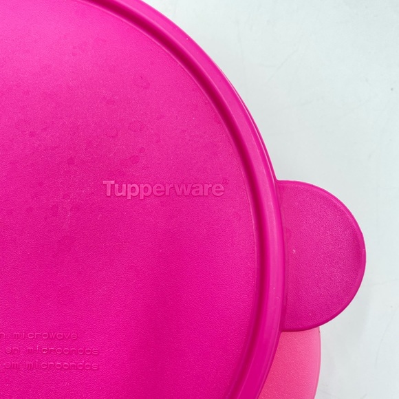 Tupperware | Kitchen | Tupperware Crystalwave Fushia Pink 34 ...